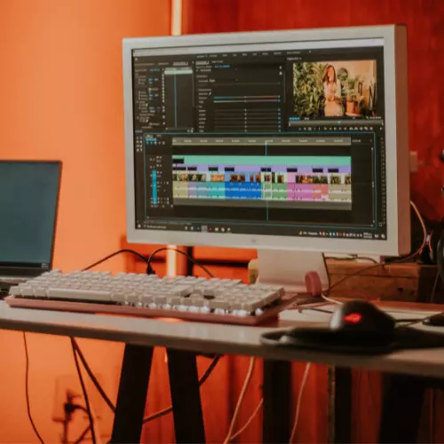 The Complete Guide to Buying Computer Monitors | Enhance your viewing ...