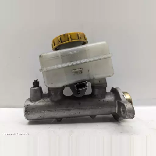 Subaru Impreza Master Cylinder 2002 W/turbo Pipe On Side + Top : 5952