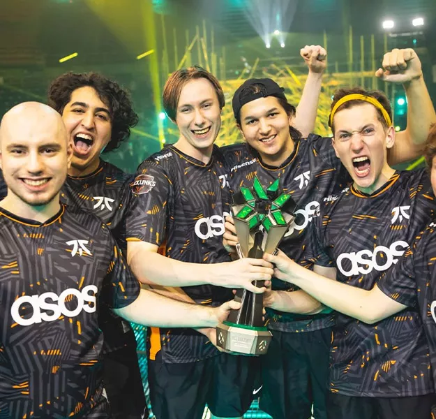 Business | Free & Fast Delivery | UK's Most Awarded PC Manufacturer