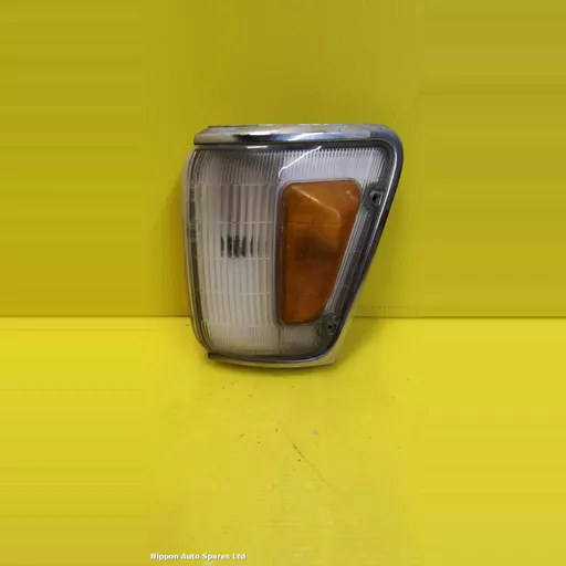 Toyota Hilux Surf L Sidelight/daytime Running Light (drl) 1993 Mk2 62506