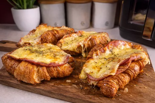 Air Fryer Ham & Cheese Croissant (Starbucks Fakeaway) | Swan