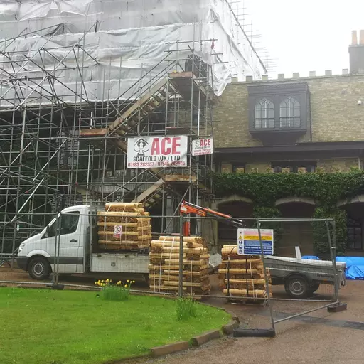 Riven Chestnut Laths | Lime Stuff