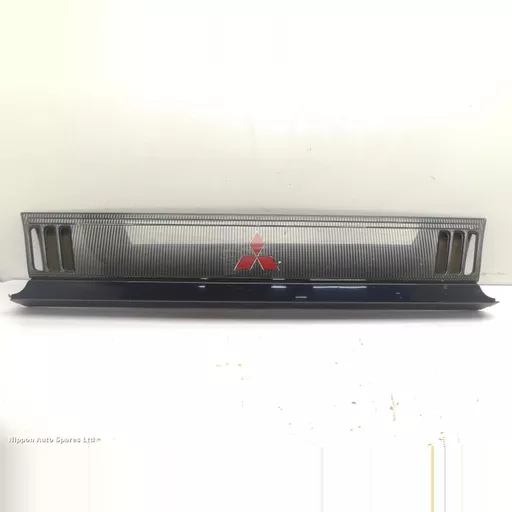 Mitsubishi Delica Fog Lamp 1993 Mk1 Front Grill : 14437