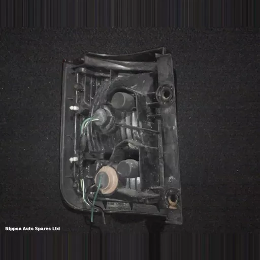 Nissan Elgrand R Taillight 1998 Mk1 E50 Corner Light E50: 29018