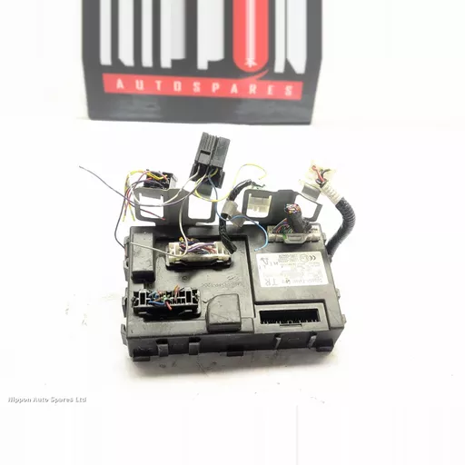 Nissan Juke Convenience Module 2012 284b11ka3b Body Control Module : 8